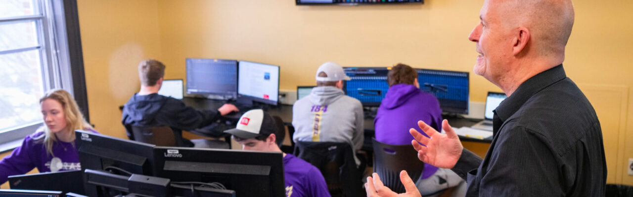 Finance Degree | Bachelor of Arts | Finance Major | Loras College